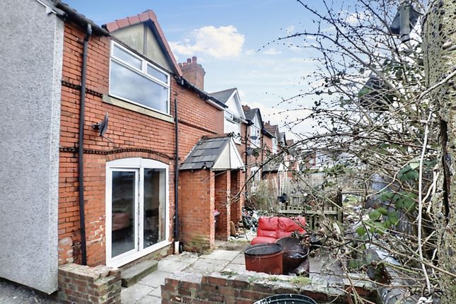 Doe Quarry Terrace, Dinnington, Sheffield, South Yorkshire S25, 2 ...