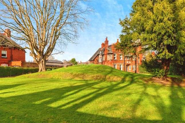 Fairy Road, Wrexham LL13, 7 bedroom semi-detached house for sale ...