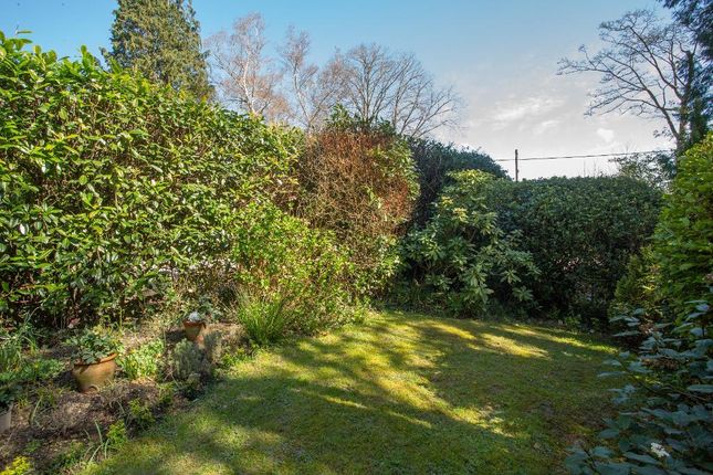 Oakdown Court, Burwash Common, Etchingham, East Sussex TN19, 2 bedroom ...