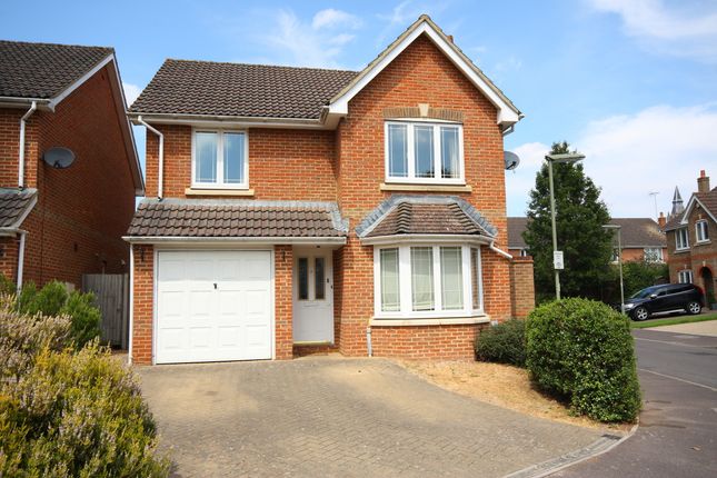 Cavell Way, Knaphill, Woking GU21, 4 bedroom detached house to rent ...