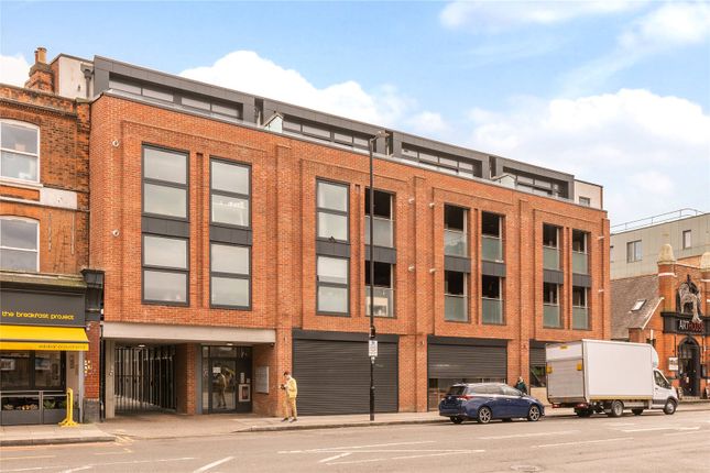 Tottenham Lane, Crouch End, London N8, 3 bedroom flat to rent ...