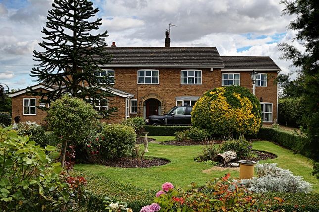 Homes for Sale in Meadow Drive, Burstwick, Hull HU12 - Buy Property in ...