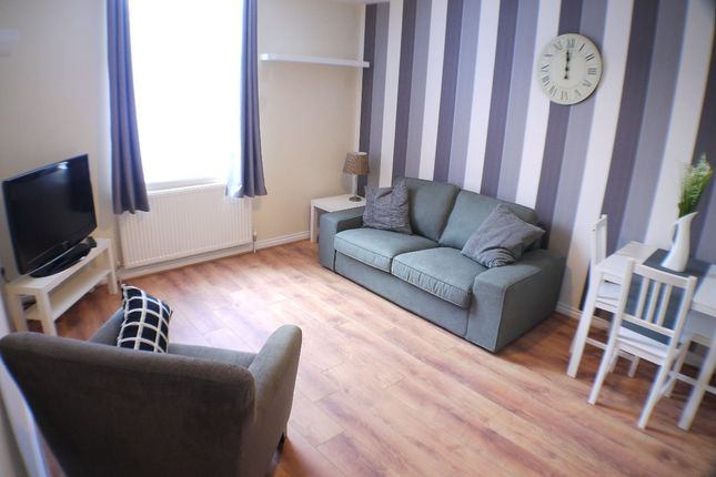 Grove Street, Liverpool L15, room to rent - 53469092 | PrimeLocation