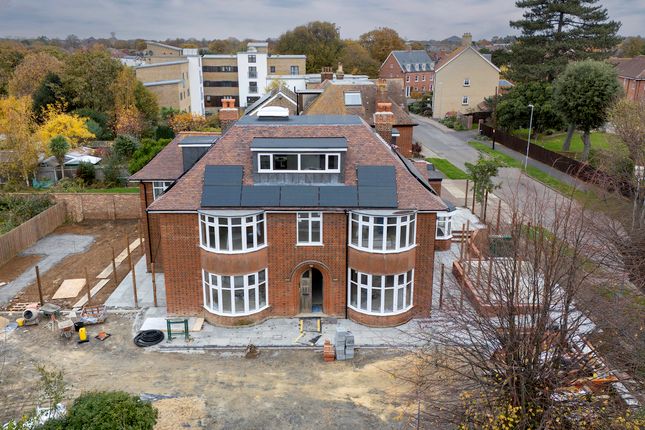 Tehidy House, Orwell Road, Felixstowe IP11, 2 bedroom flat for sale ...
