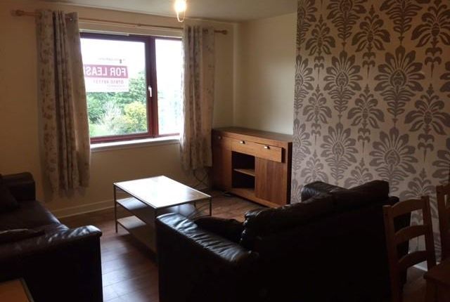 3 bed flat to rent in Morrison Drive, Aberdeen AB10 - Zoopla