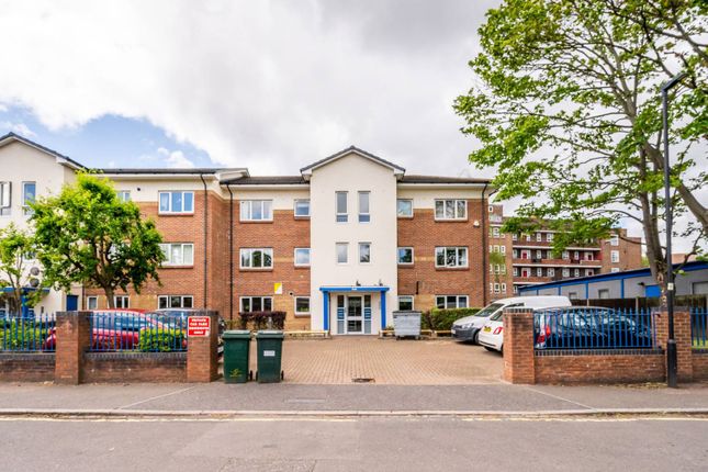 Courland Grove, Stockwell, London SW8, 1 bedroom flat to rent ...