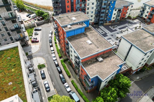 Runnel Court, Spring Place, Barking IG11, 1 bedroom flat for sale ...