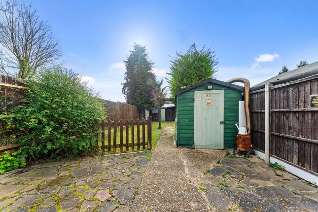 Western Road, Mitcham CR4, 2 bedroom terraced house for sale - 66963773 ...