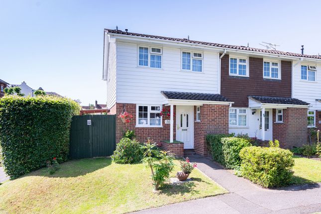 Homes for Sale in Vincent Gardens, Dorking RH4 - Buy Property in ...