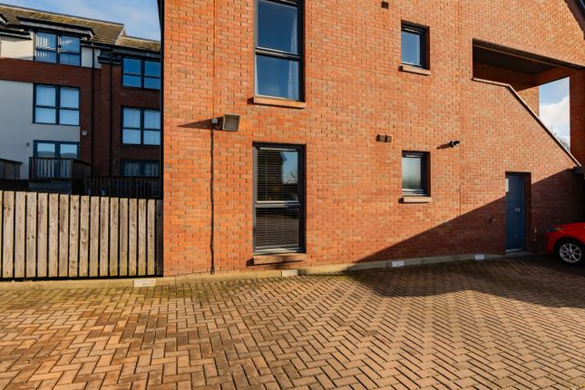 4 Craigmount Approach, Edinburgh EH12, 1 bedroom flat for sale ...