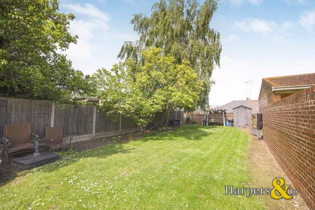 Park Crescent, Erith DA8, 2 bedroom flat for sale - 67349786 ...