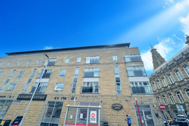 Town Hall Street East, Halifax HX1, 2 bedroom flat for sale - 68545954 ...