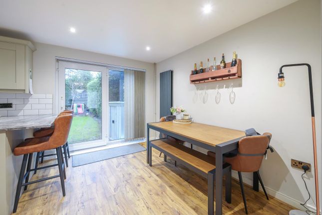 West End Drive Horsforth Leeds Ls18 3 Bedroom Semi Detached House