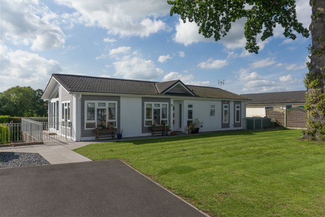 North Drive, Wootton Hall, Wootton Wawen, Henley-In-Arden B95, 2 ...