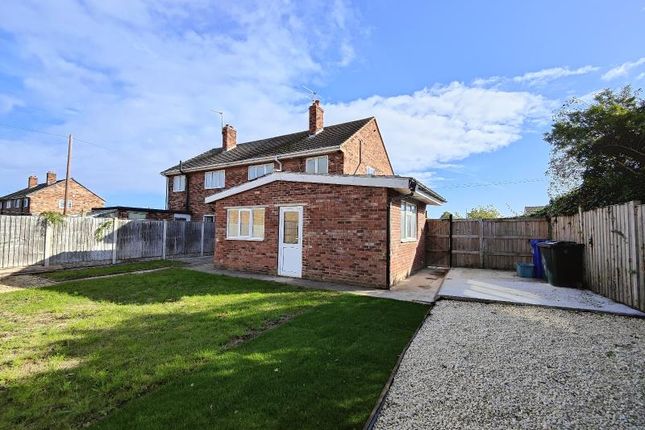 Broadway Dunscroft Doncaster Dn7 3 Bedroom Semi Detached House To