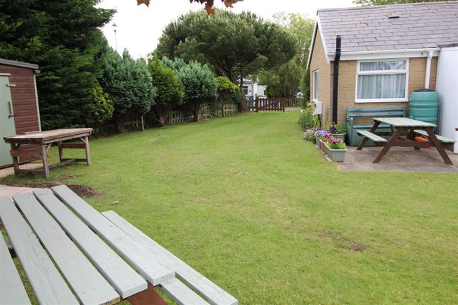 54 Humberston Fitties Humberston Grimsby N E Lincs Dn36 3 Bedroom