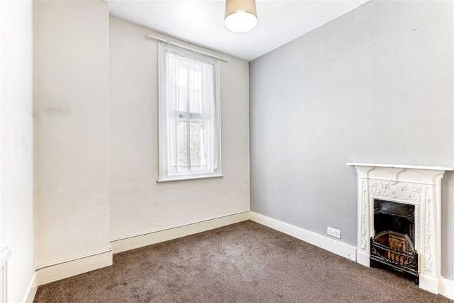 Lyham Road, London SW2, 3 bedroom flat for sale - 67182419 | PrimeLocation