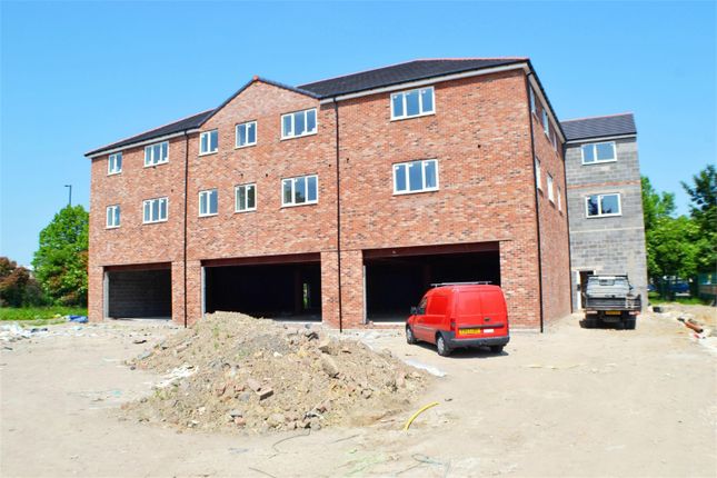 Doncaster Road, Rotherham, South Yorkshire S65, 1 bedroom flat for sale ...