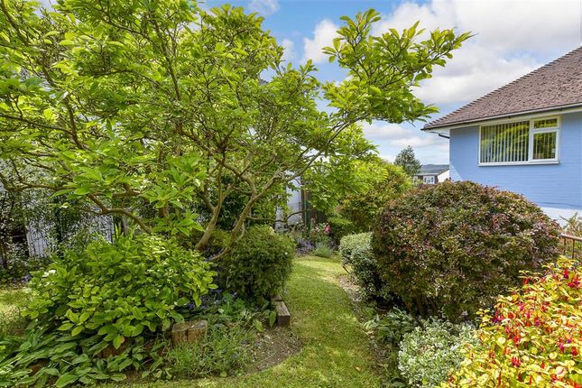 Carden Hill, Hollingbury, Brighton, East Sussex BN1, 2 bedroom flat for ...
