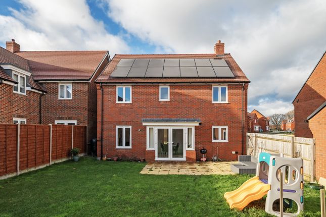 Troon Road, Botley, Southampton, Hampshire SO32, 4 bedroom detached ...