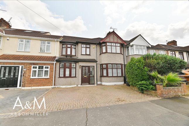 Mapleleafe Gardens, Barkingside, Ilford IG6, 4 bedroom semi-detached ...