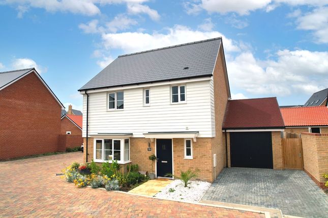 Alice Gardens, Rochford SS4, 3 bedroom detached house for sale ...