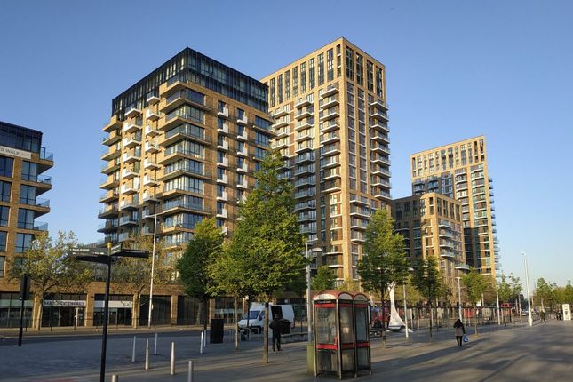 Cadet House, Royal Arsenal Riverside, Woolwich SE18, 2 bedroom flat to ...