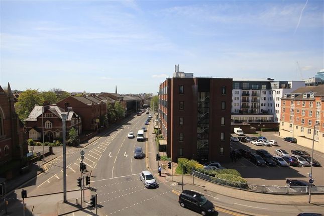 Q2, Watlington Street, Reading, Berkshire RG1, 1 bedroom flat to rent ...
