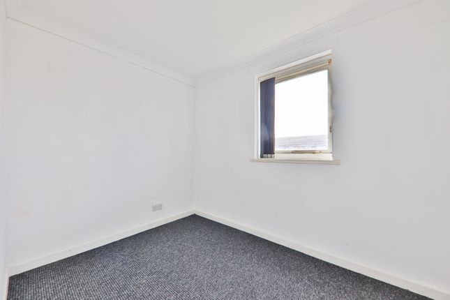 Sheldon Close, Bransholme, Hull HU7, 3 bedroom terraced house for sale ...