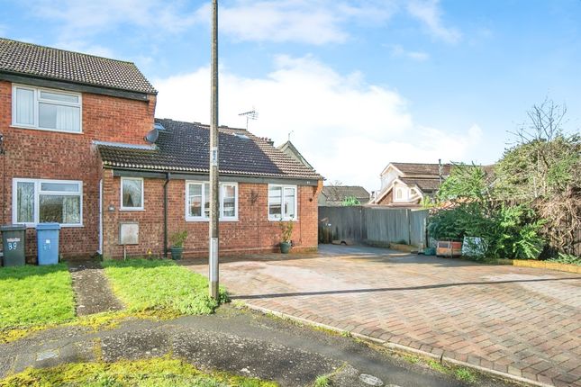 Yew Tree Rise Pinewood Ipswich Ip8 3 Bedroom Bungalow For Sale