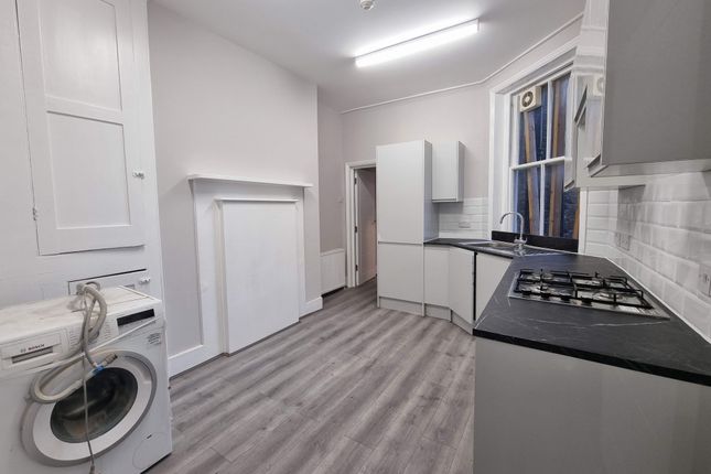 Essendine Road, Maida Vale, London W9, 2 bedroom flat to rent ...