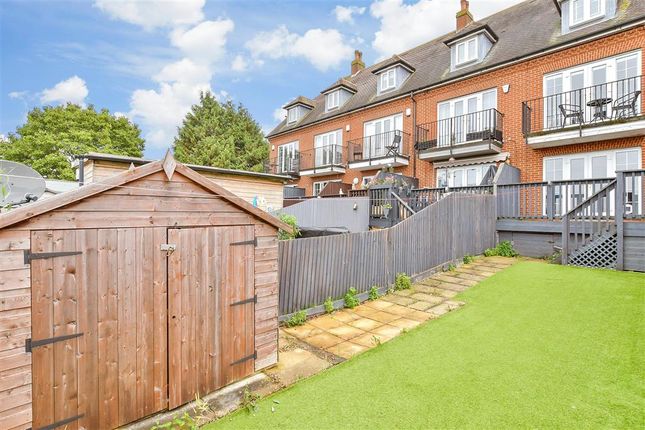 Hall Road, Wouldham, Rochester, Kent ME1, 3 bedroom town house for sale ...