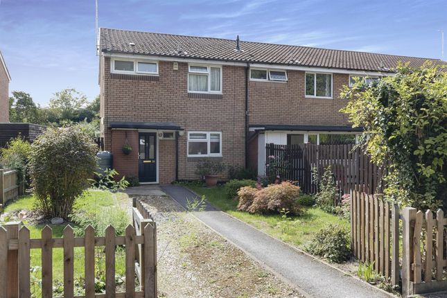 Ashburnham Walk, Stevenage SG2, 3 bedroom end terrace house for sale ...