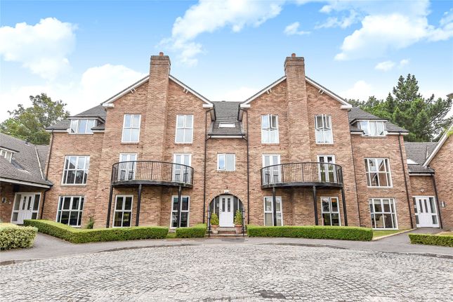 2 bed flat for sale in Drey House, Squirrel Walk, Wokingham, Berkshire ...
