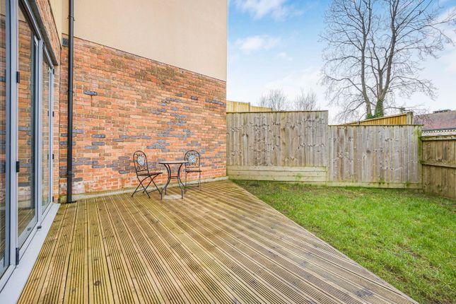 Church Square, Stroud GL5, 4 bedroom terraced house for sale - 69656354 ...