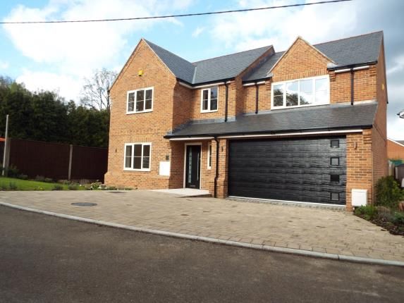 4 bed detached house for sale in Tadley, Hampshire, England RG26 - Zoopla