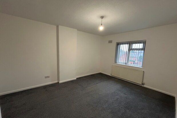 Button Lane, Manchester M23, 3 bedroom maisonette to rent - 68926216 ...