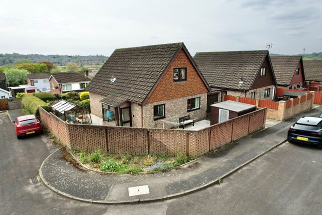 Photos of Home Farm Green, Caerleon, Newport NP18 - 67254472 ...