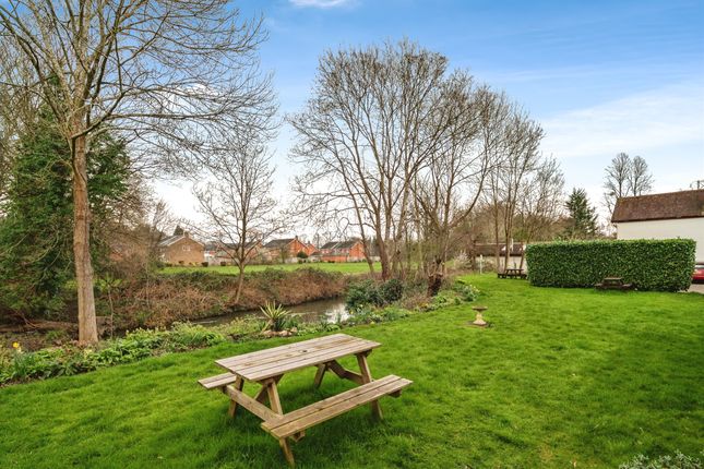 Sele Mill, North Road, Hertford SG14, 2 bedroom flat for sale ...