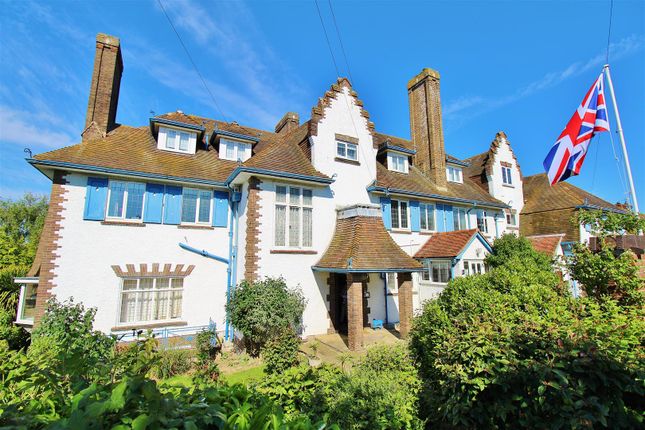 Homes for Sale in Frinton-on-Sea - Buy Property in Frinton-on-Sea ...