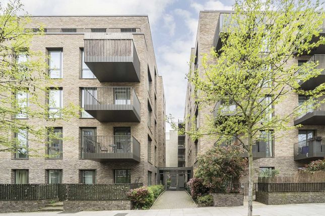 West Row, London W10, 2 bedroom flat for sale - 64579977 | PrimeLocation