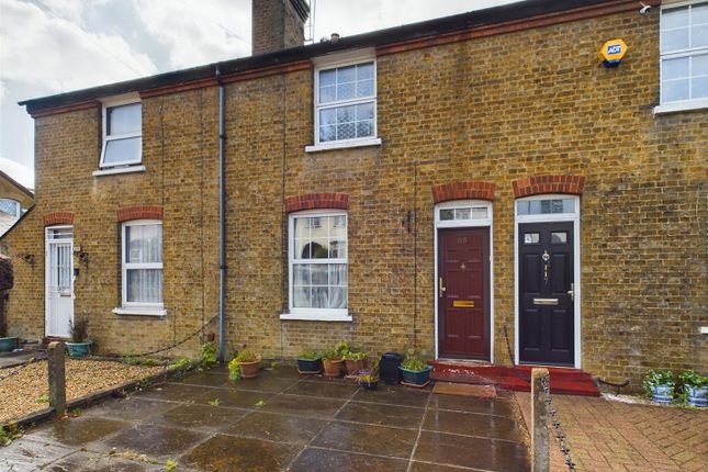 Chipstead Valley Road, Coulsdon CR5, 3 bedroom terraced house for sale ...