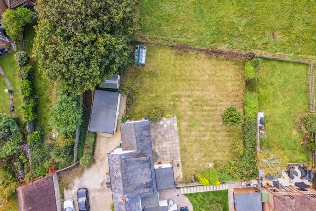 Hatches Lane, Great Kingshill, High Wycombe HP15, 3 bedroom end terrace ...