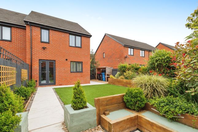 Blossom Way Salford M6 3 Bedroom Semi Detached House For Sale