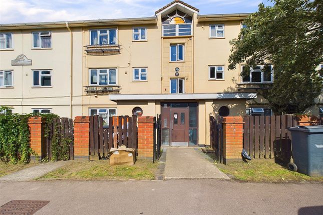 Matson Avenue, Matson, Gloucester, Gloucestershire GL4, 2 bedroom flat ...