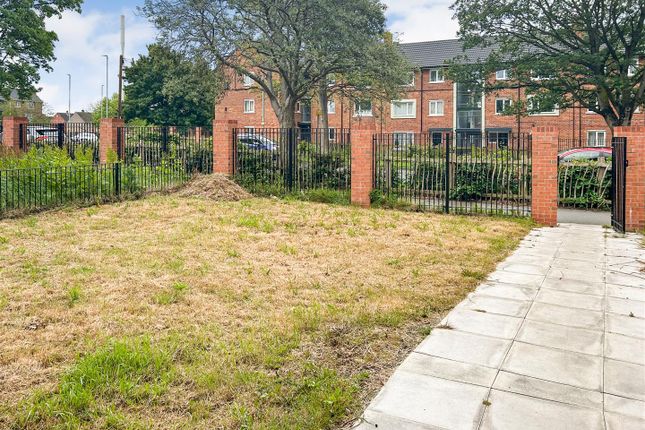 Sutton Way, Great Sutton CH66, 1 bedroom flat for sale - 70441190 ...