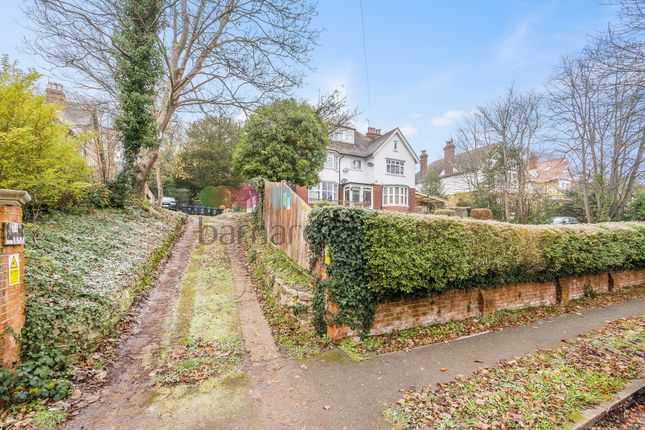 Box Ridge Avenue, Purley CR8, 2 bedroom flat to rent - 63446713 ...