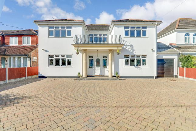 Homes for Sale in Benfleet Road, Benfleet SS7 - Buy Property in ...