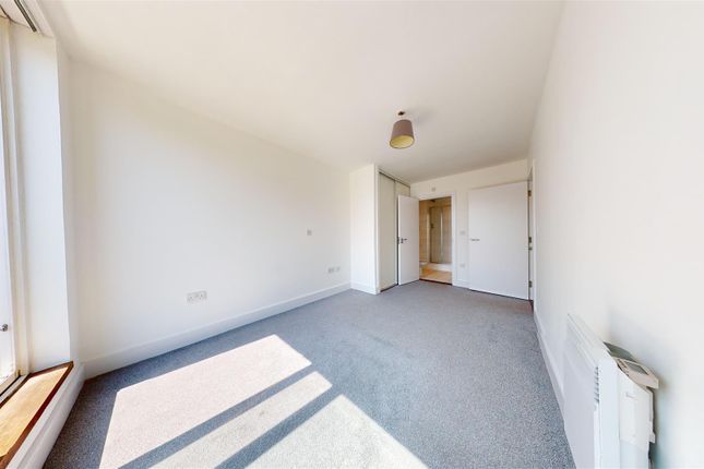 Jones Point House, Prospect Place, Ferry Court, Cardiff CF11, 2 bedroom ...