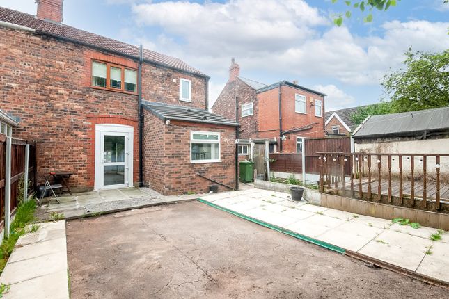 Leach Lane Sutton Leach St Helens Wa9 3 Bedroom Semi Detached House